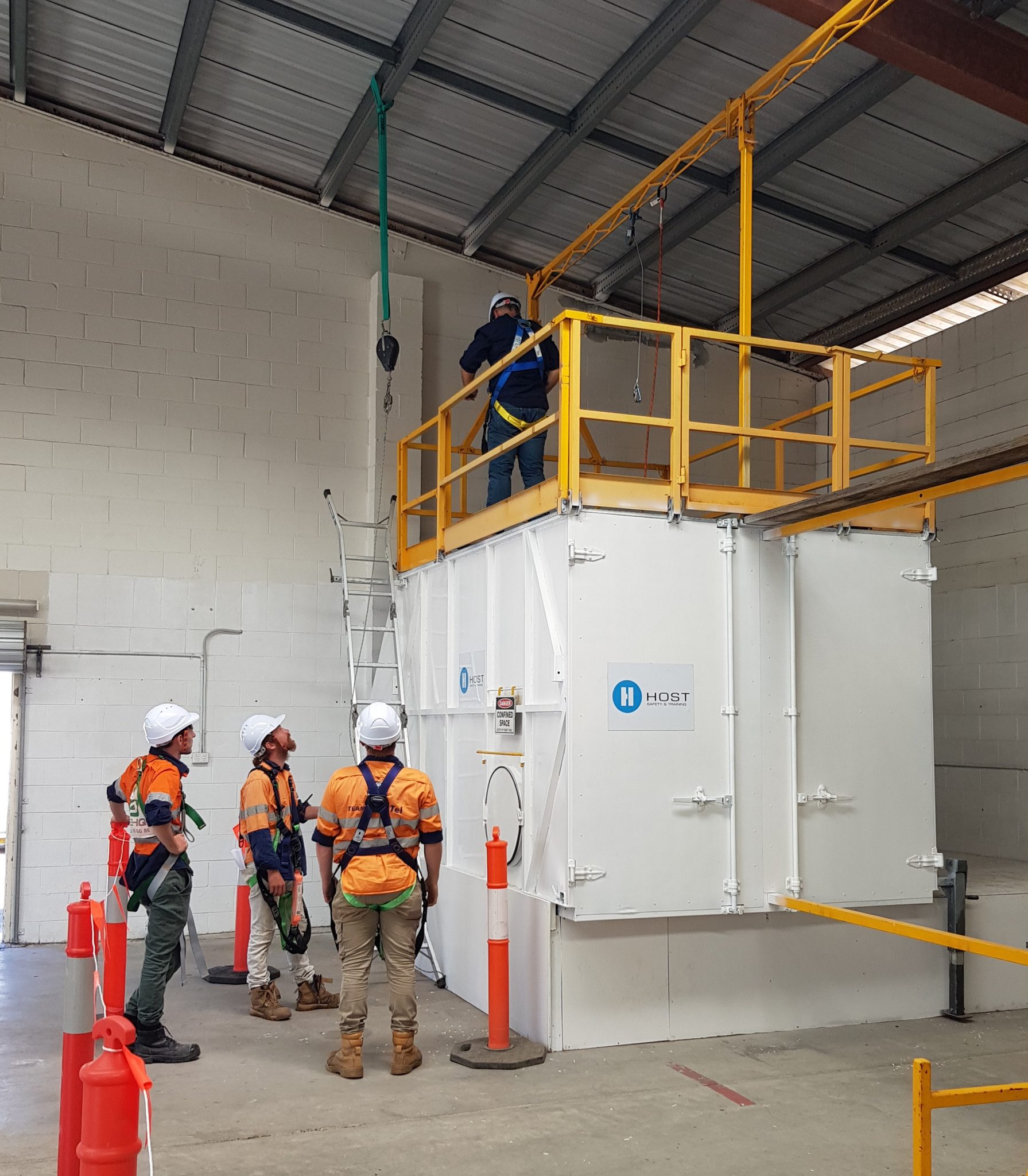 Confined Space Entry - Advanced Worker (2nd Day) | Host Safety Training